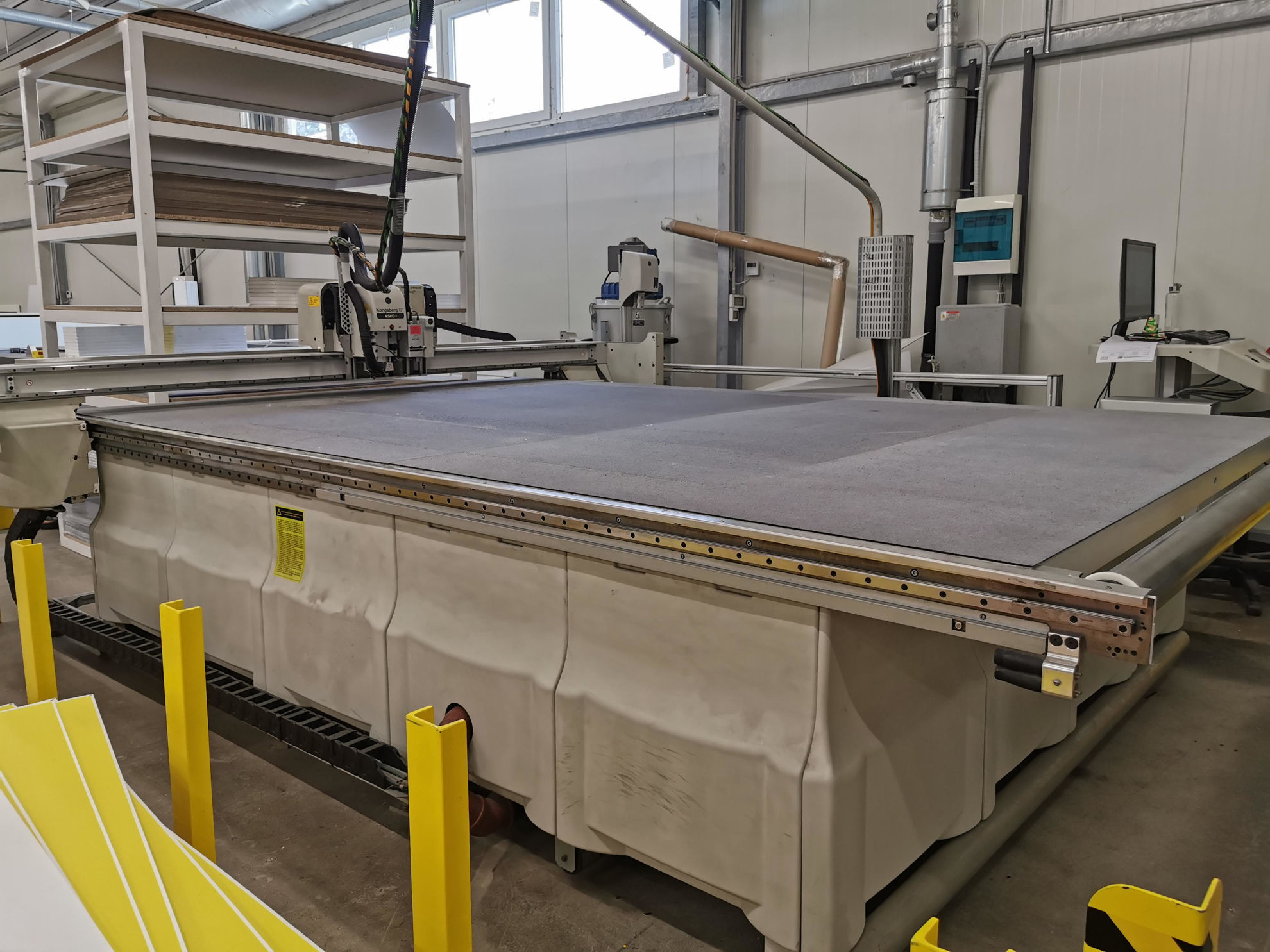 PAKO Signparts | Rezalnik ESKO Kongsberg i –XP 44c